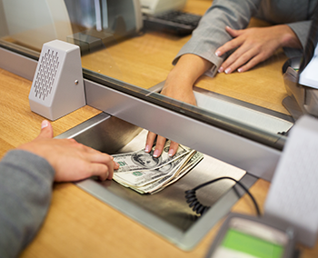 Money Transfer Online Services - Instant Payment Transfer | Muthoot Finance